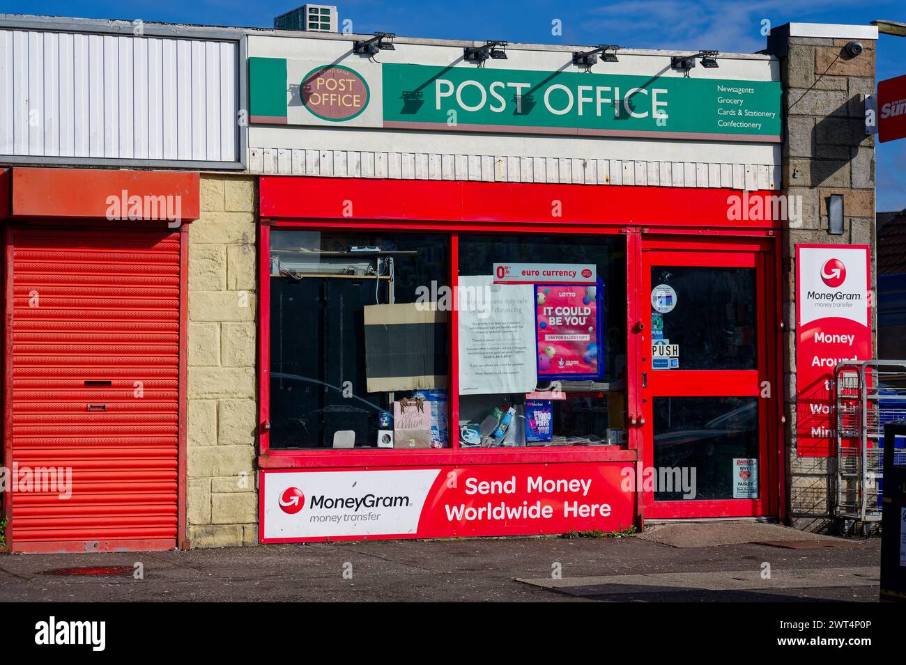 Victorian london postman hi-res stock photography and images - Alamy