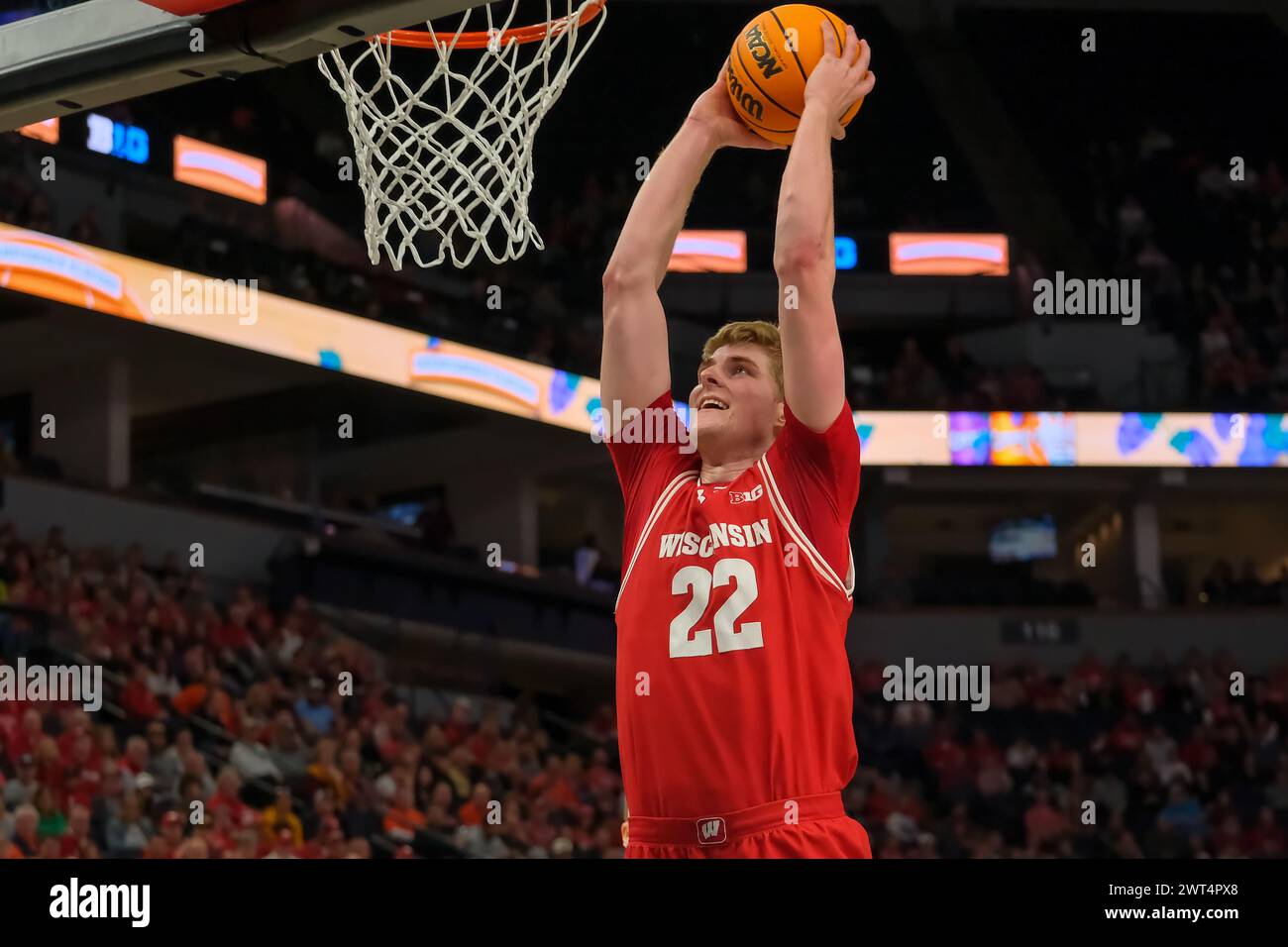Minneapolis, Minnesota, USA. 15th Mar, 2024. Wisconsin Badgers forward ...