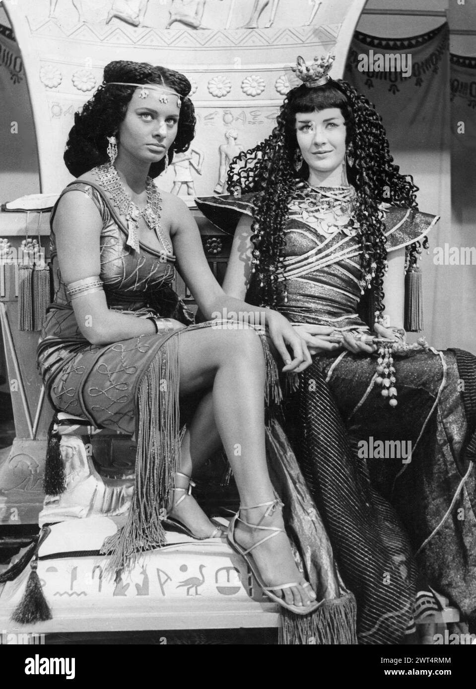 SOPHIA LOREN as Aida and LOIS MAXWELL as Amneris in a scene from AIDA 1953 Director CLEMENTE ...