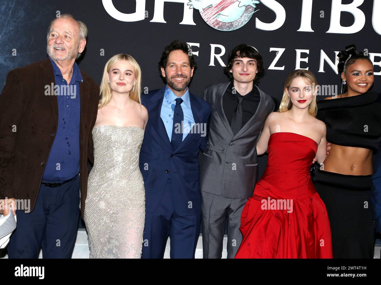 Rudd in its bill hi-res stock photography and images - Alamy