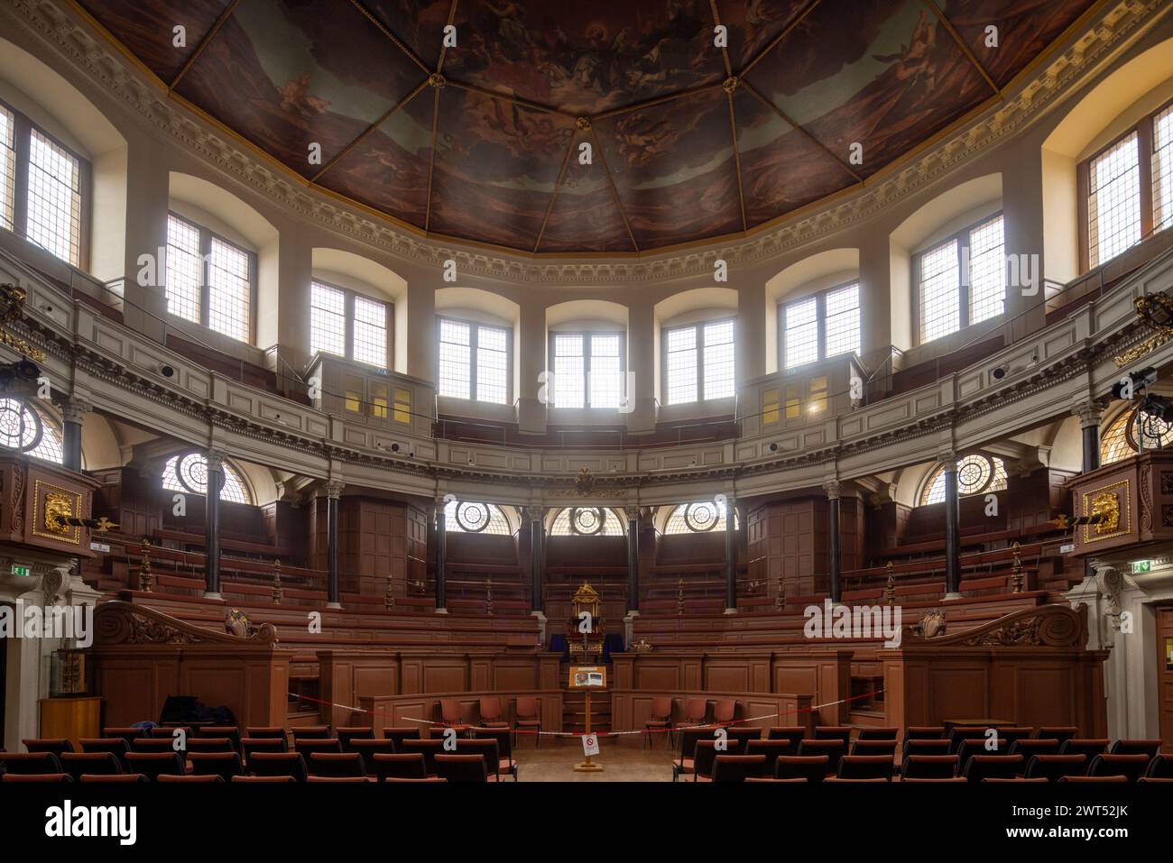 The Sheldonian Theatre, 1669, by Christopher Wren, Oxford, England ...