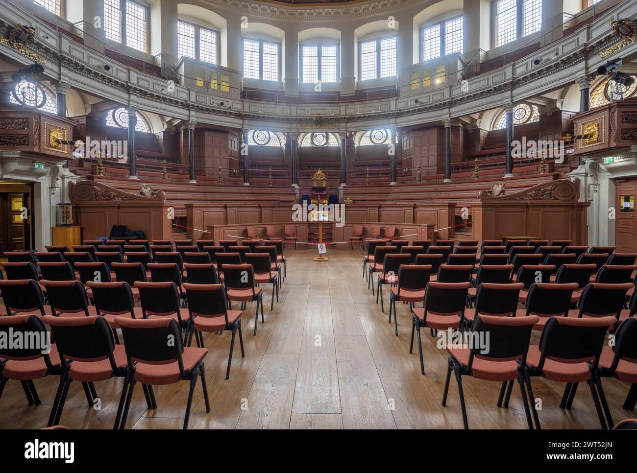 Interior of sheldonian theatre hi-res stock photography and images - Alamy