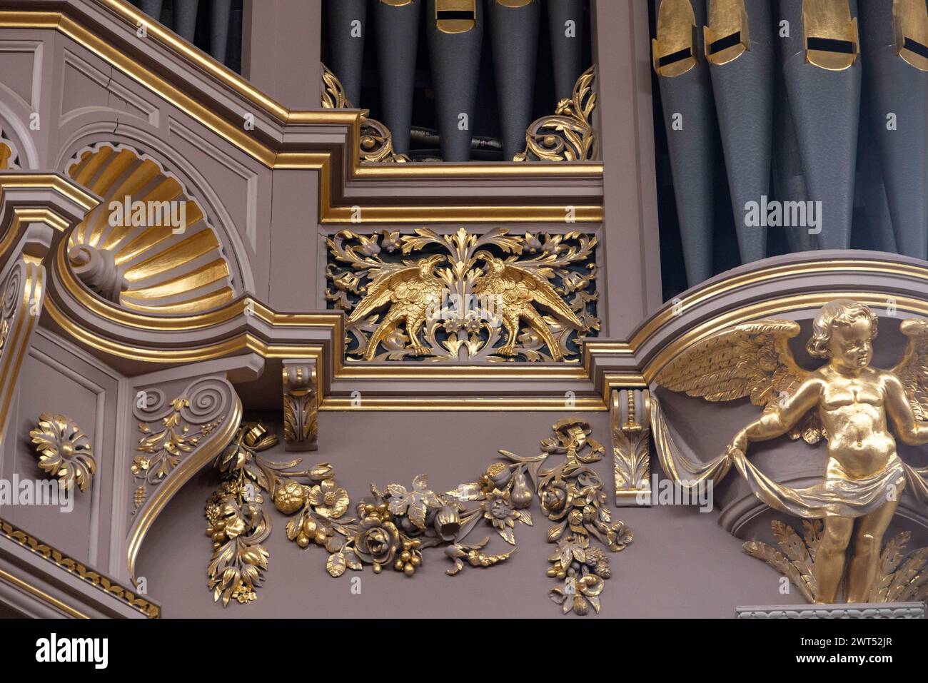 Interior of sheldonian theatre hi-res stock photography and images - Alamy