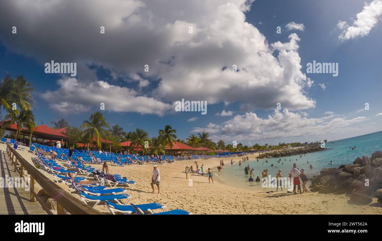 Tropical beach of Princess Cays Island in Bahamas Stock Photo - Alamy