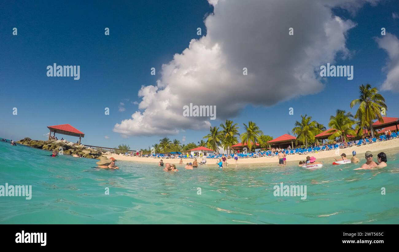 Tropical beach of Princess Cays Island in Bahamas Stock Photo - Alamy