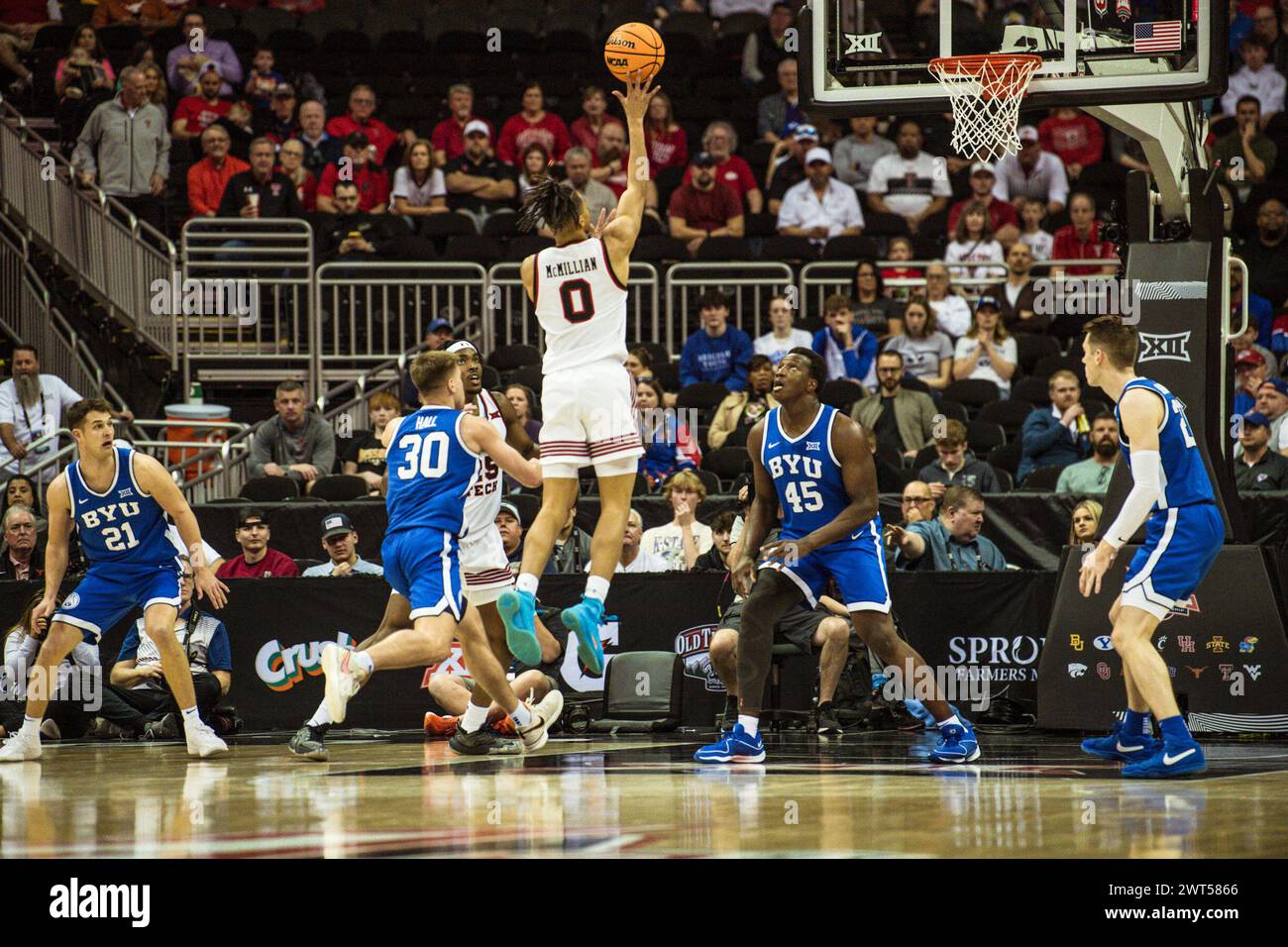 Big 12 conference mens basketball hi-res stock photography and images ...