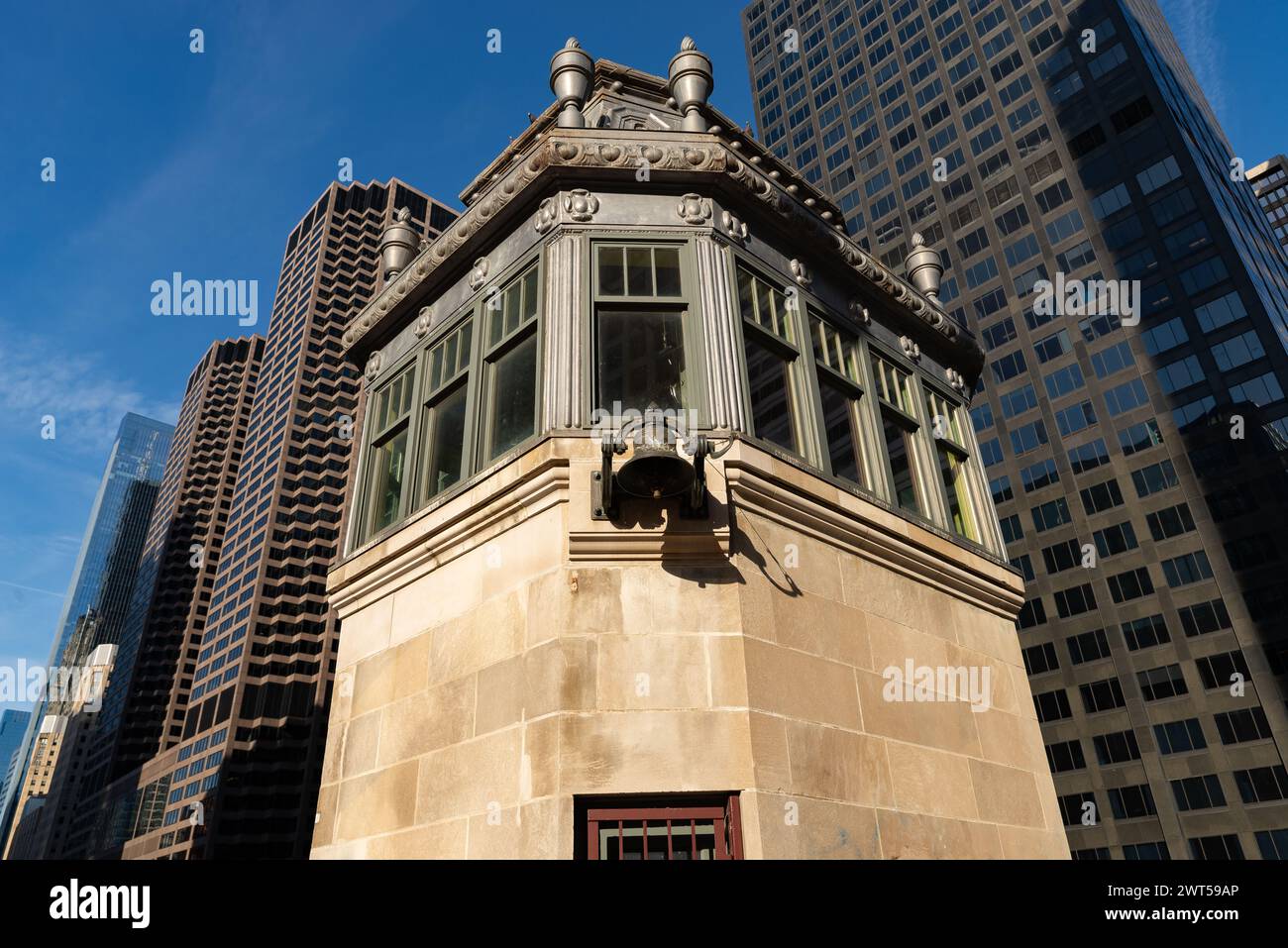 Bridge tender house hi-res stock photography and images - Alamy