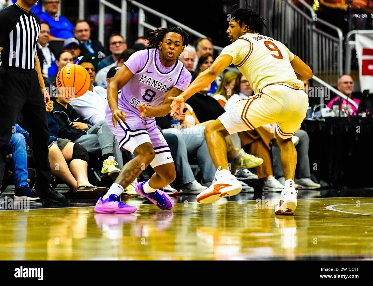 Kansas City, Missouri, USA. 13th Mar, 2024. Texas (9) G Ithiel Horton ...