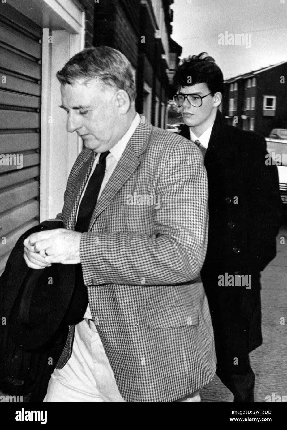 DIANA CARSON MURDER MYSTERY. CAPTAIN CHRISTOPHER 'KIT' CARSON OUTSIDE ...