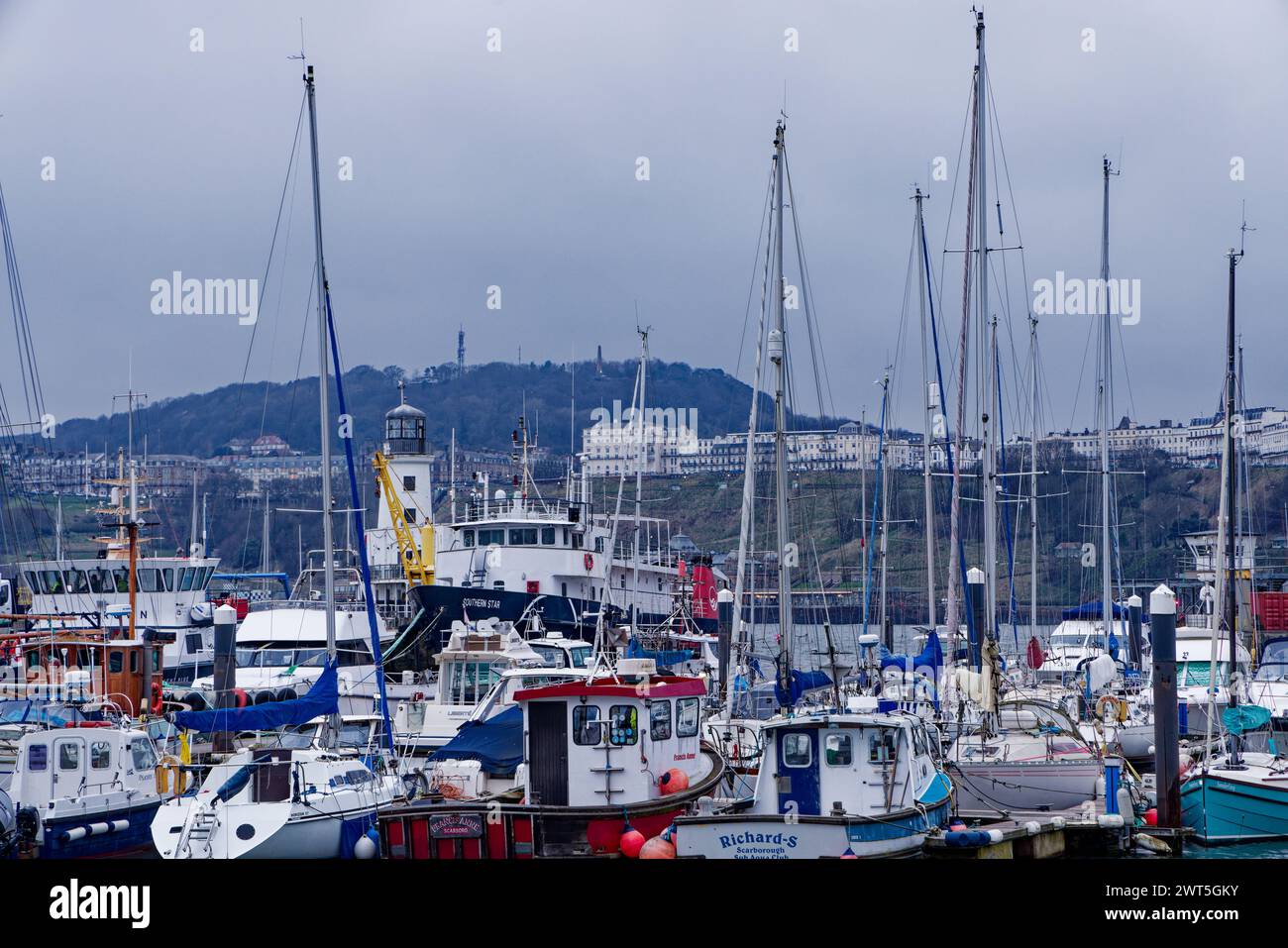 Boast moored in harbour hi-res stock photography and images - Alamy