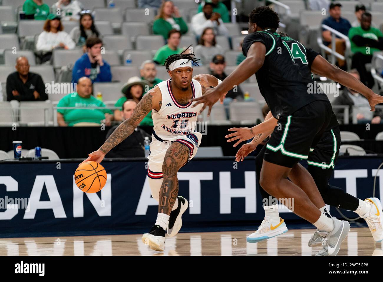 FORT WORTH, TX - MARCH 15: Florida Atlantic Owls guard Alijah Martin ...