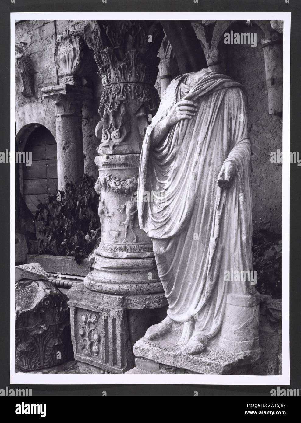 Umbria Terni Amelia Palazzo Comunale0. Hutzel, Max 1960-1990 Medieval ...
