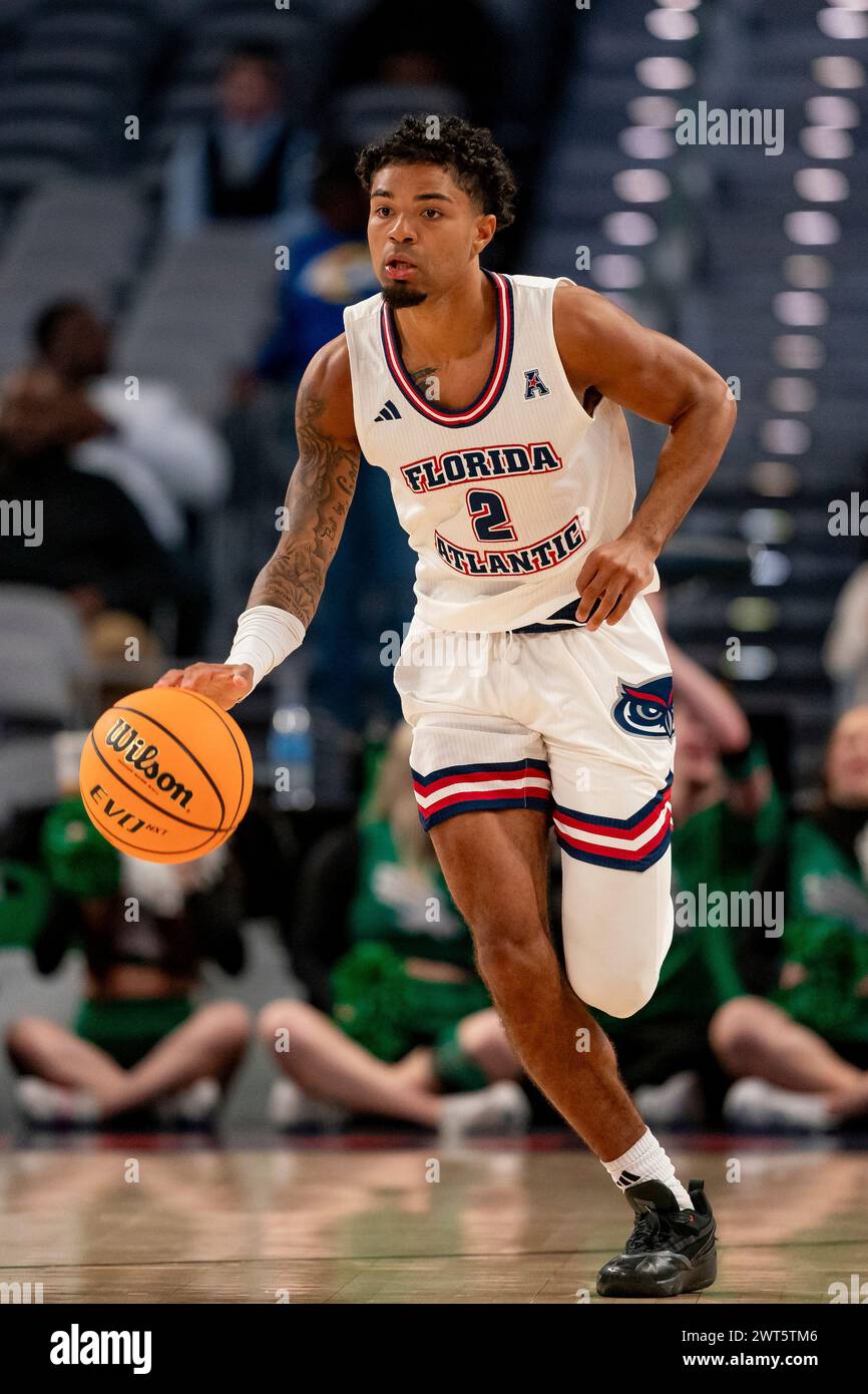 FORT WORTH, TX - MARCH 15: Florida Atlantic Owls guard Nicholas Boyd (2 ...