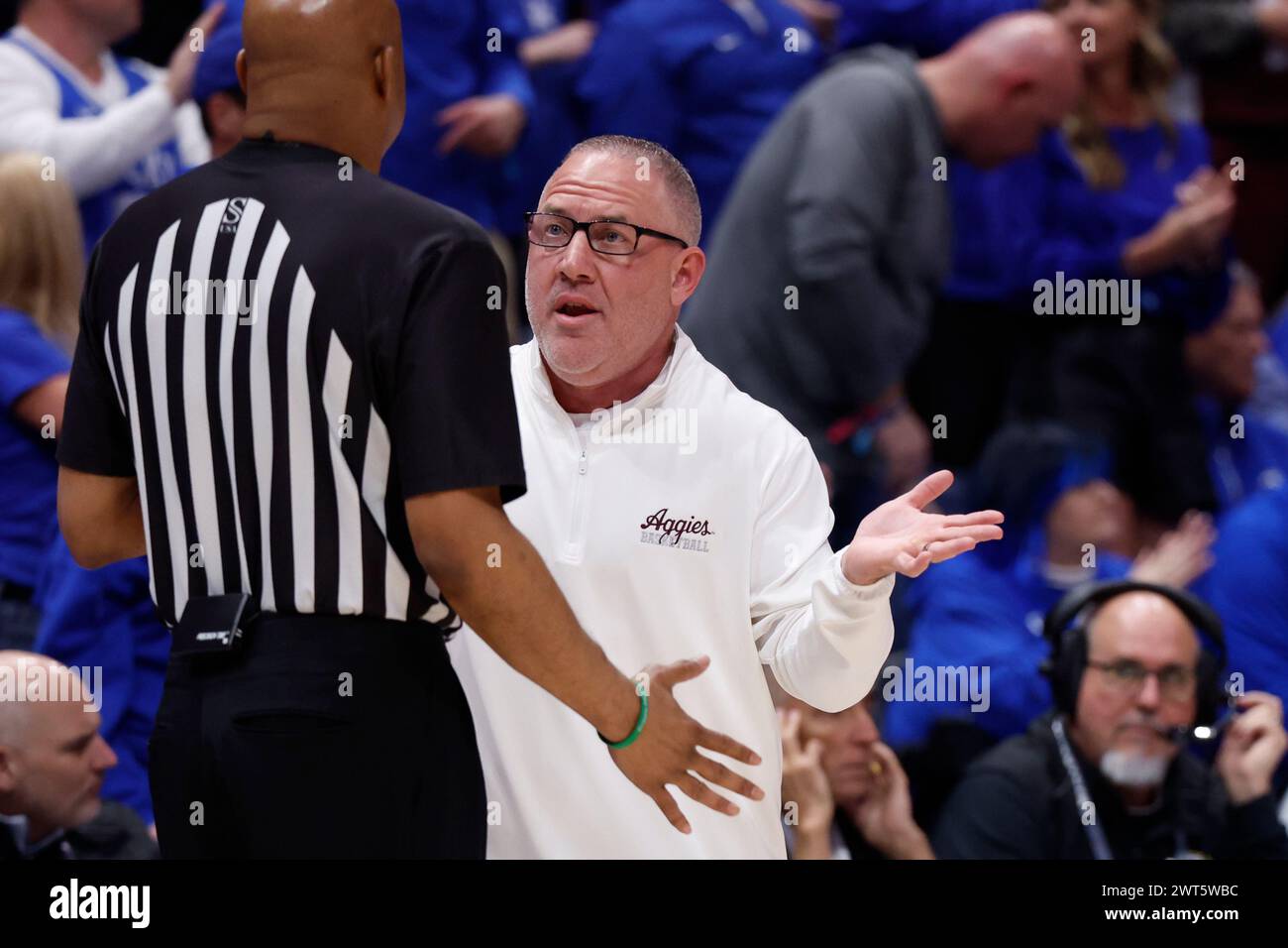 NASHVILLE, TN - MARCH 15: Texas A&M Aggies head coach Buzz Williams ...