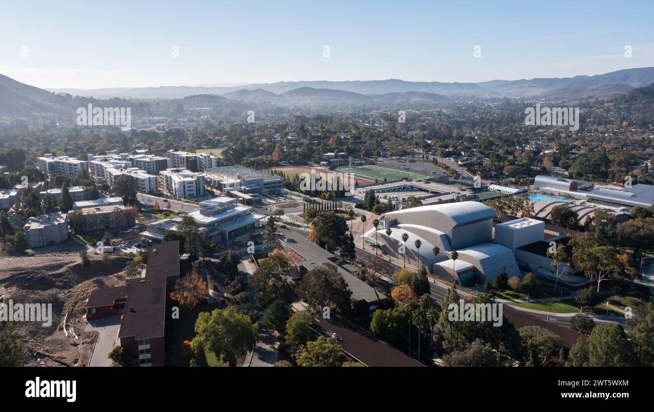 Downtown campus hi-res stock photography and images - Alamy
