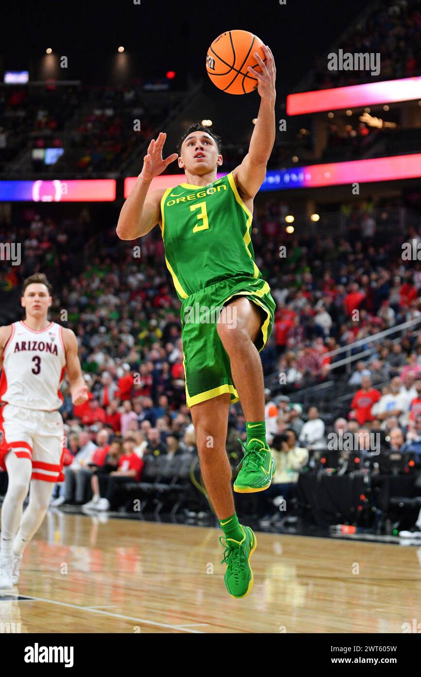 LAS VEGAS, NV - MARCH 15: Oregon Ducks guard Jackson Shelstad (3) goes ...