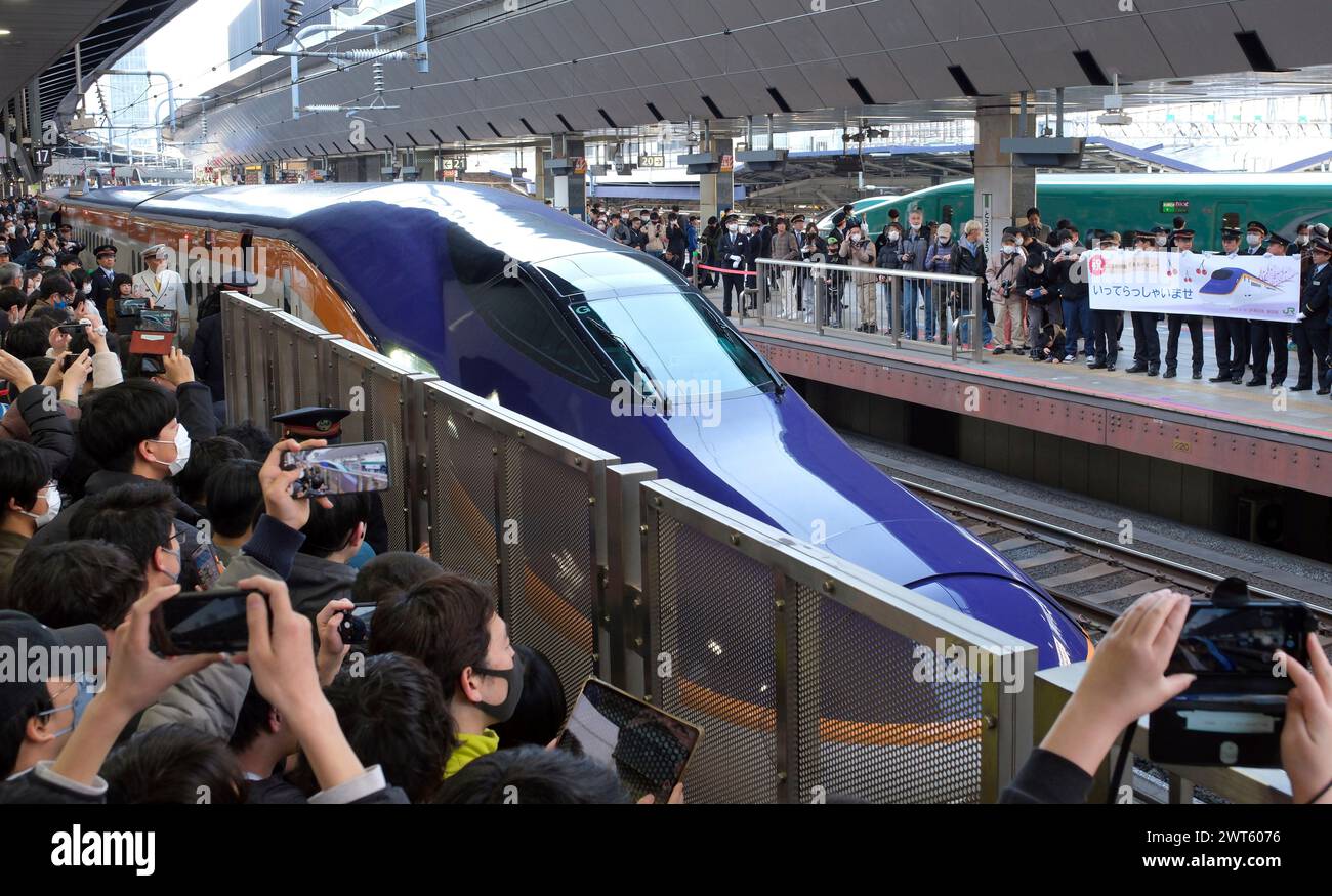 The new bullet train "E8 series Tsubasa" for Yamagata Shinkansen begins ...