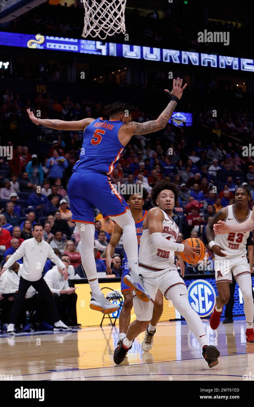 NASHVILLE, TN - MARCH 15: Alabama Crimson Tide guard Mark Sears (1 ...