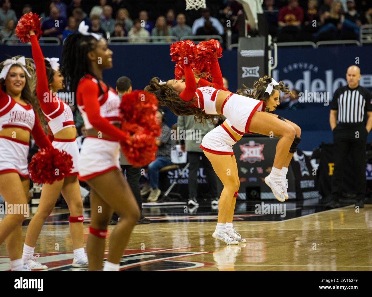 Kansas City, Missouri, USA. 15th Mar, 2024. Houston Cougars ...