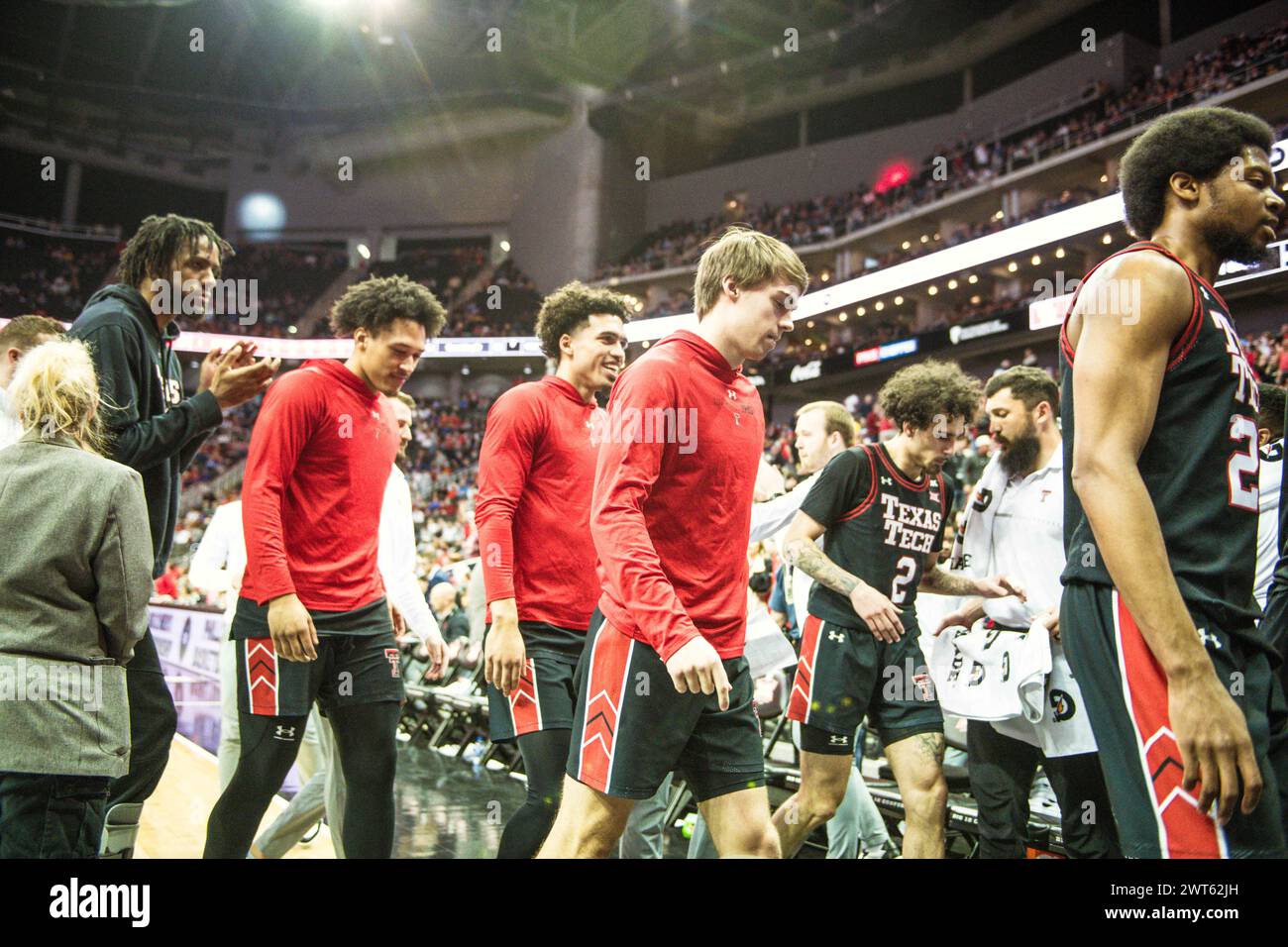 Mens locker room hi-res stock photography and images - Alamy