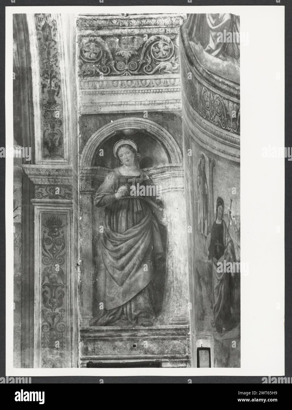 Statues of st anthony abbot hi-res stock photography and images - Alamy