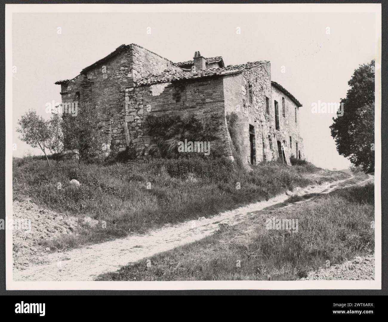 Umbria Terni Montecastrilli S. Lorenzo in Nifili. Hutzel, Max 1960-1990 ...