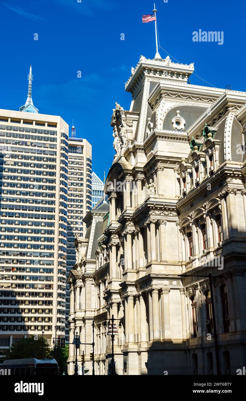City hall philadelphia flag hi-res stock photography and images - Alamy