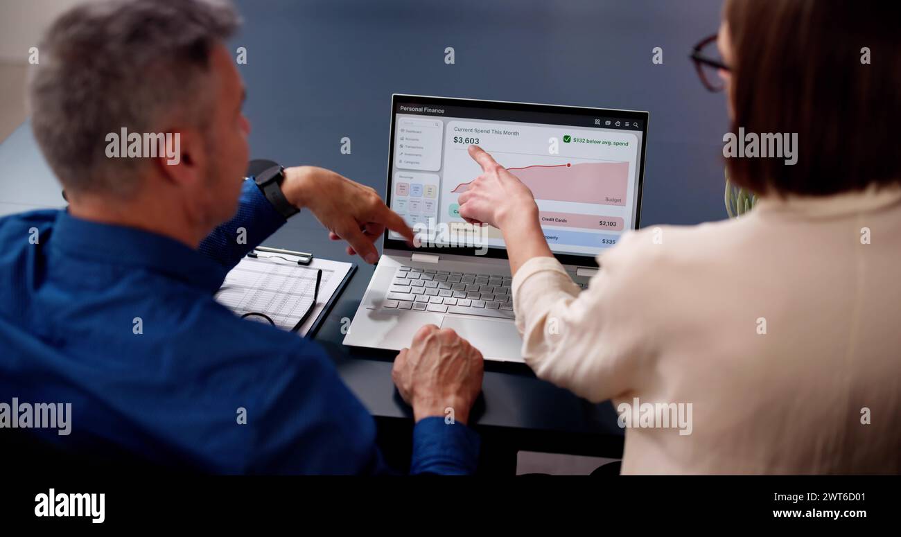 Computer App For Money, Budget And Expense Tracking Stock Photo - Alamy