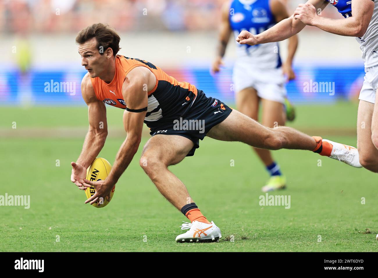 Sydney, Australia. 16th Mar, 2024. Jack Buckley of the Giants gathers ...