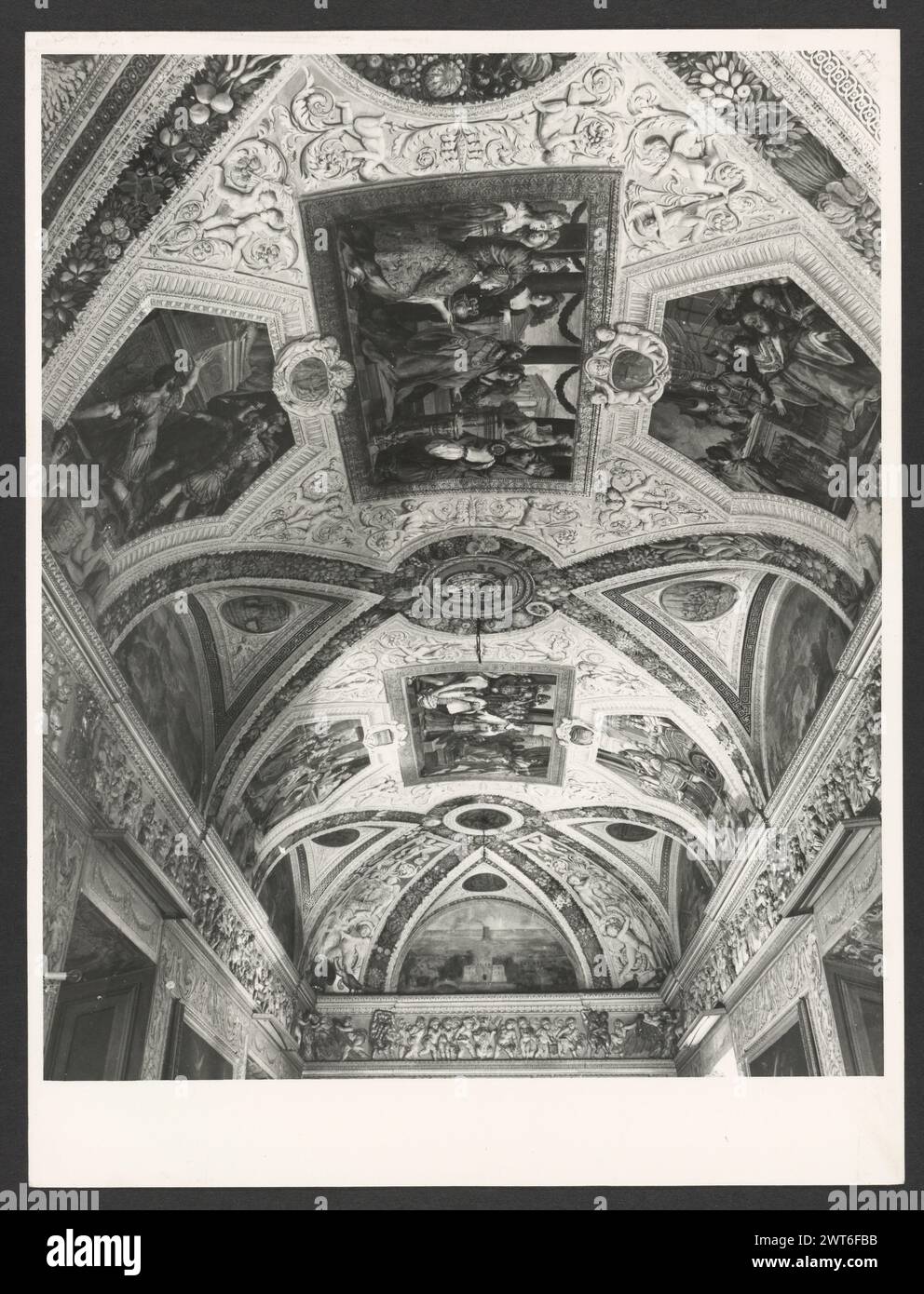 Lazio Rome Palazzo Mattei di Giove7. Hutzel, Max 1960-1990 Post ...