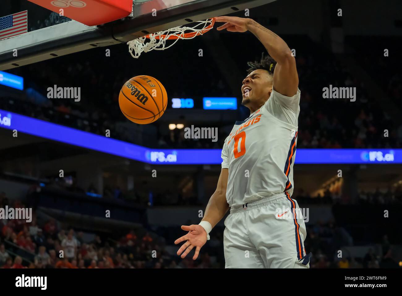 Minneapolis, Minnesota, USA. 15th Mar, 2024. Illinois Fighting Illini ...