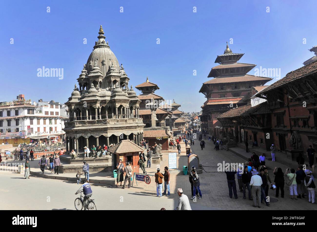 Lively scene on a square in Nepal with temples and people, Kathmandu ...