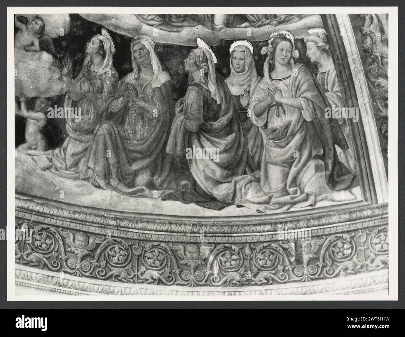 Statues of st anthony abbot hi-res stock photography and images - Alamy