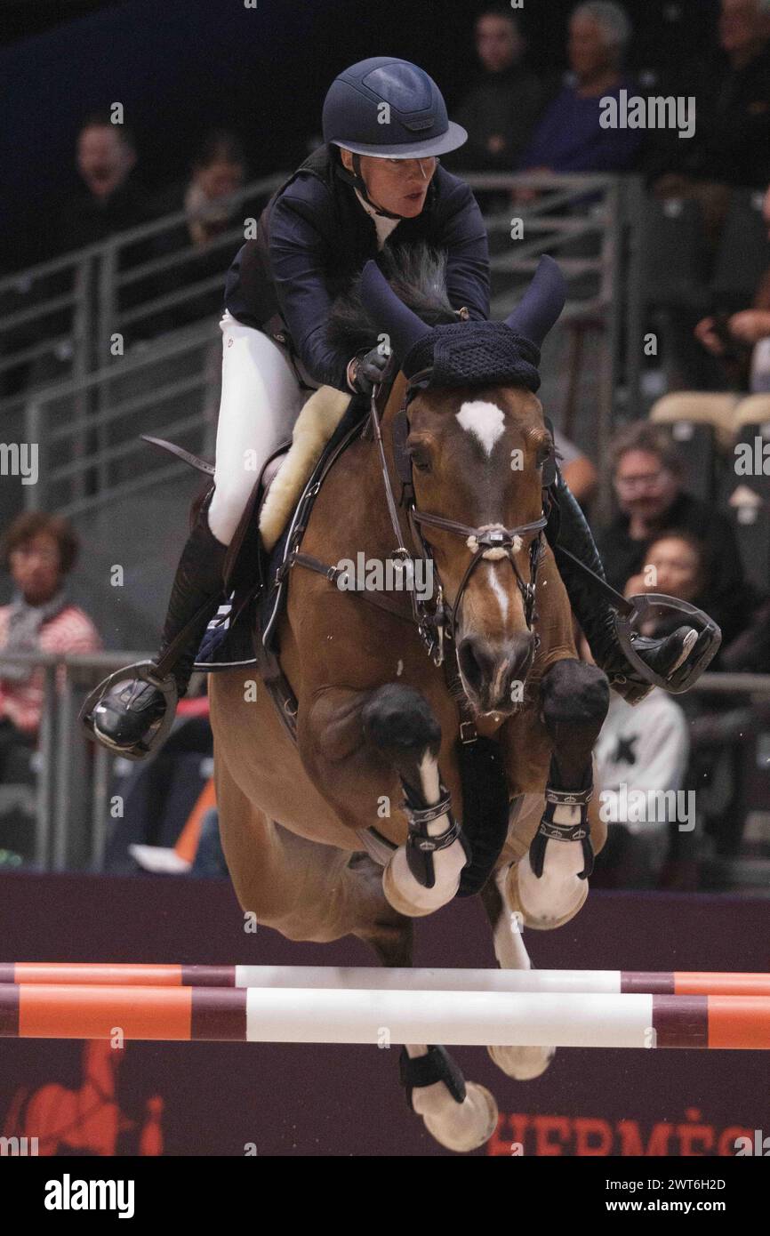Horse cassina z hi-res stock photography and images - Alamy