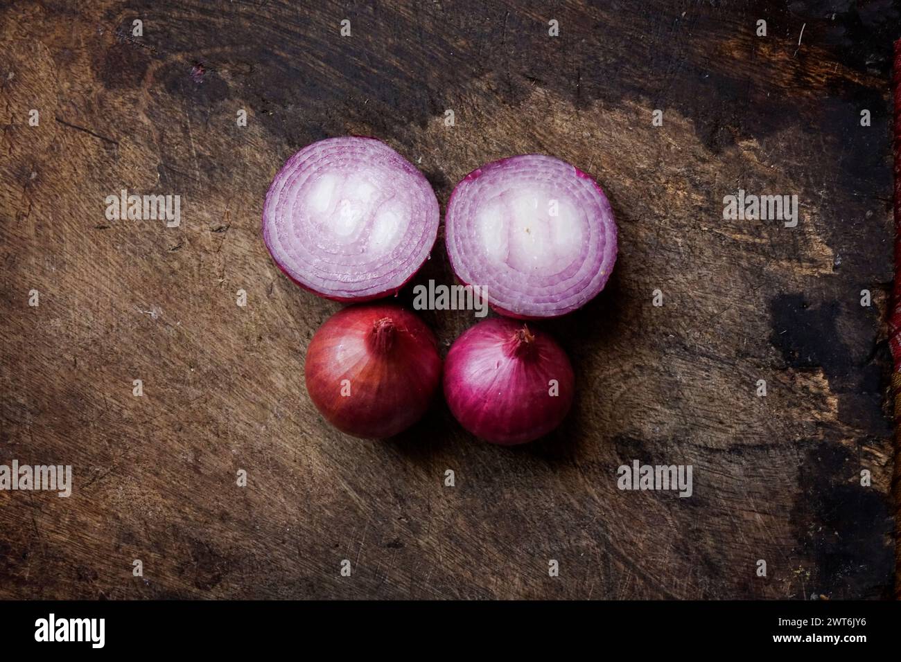 Big onion rings hi-res stock photography and images - Alamy