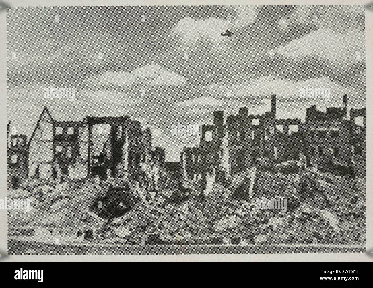 Vintage 1945 black and white postcard showing the destruction of Warsaw ...