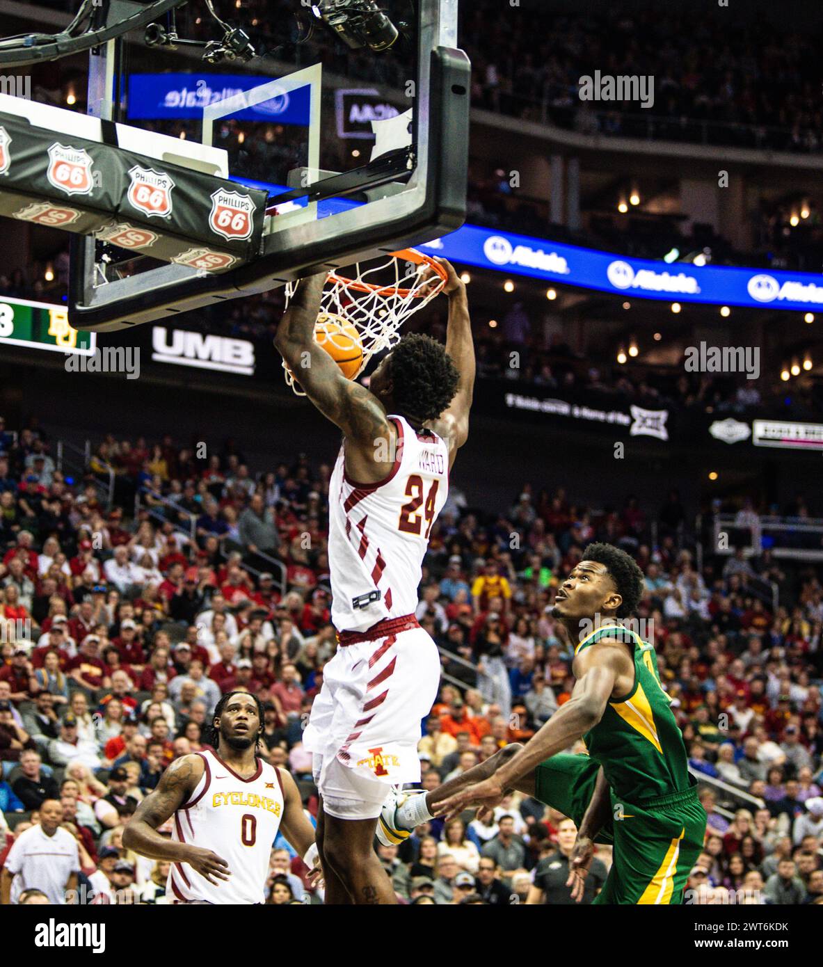 Kansas City, Missouri, USA. 14th Mar, 2024. ISU (24) F Hason Ward Slam ...