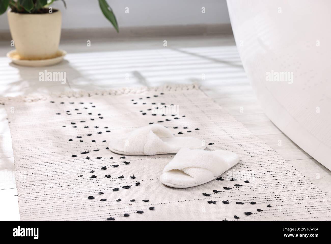 Slipper carpet pair home hi-res stock photography and images - Alamy