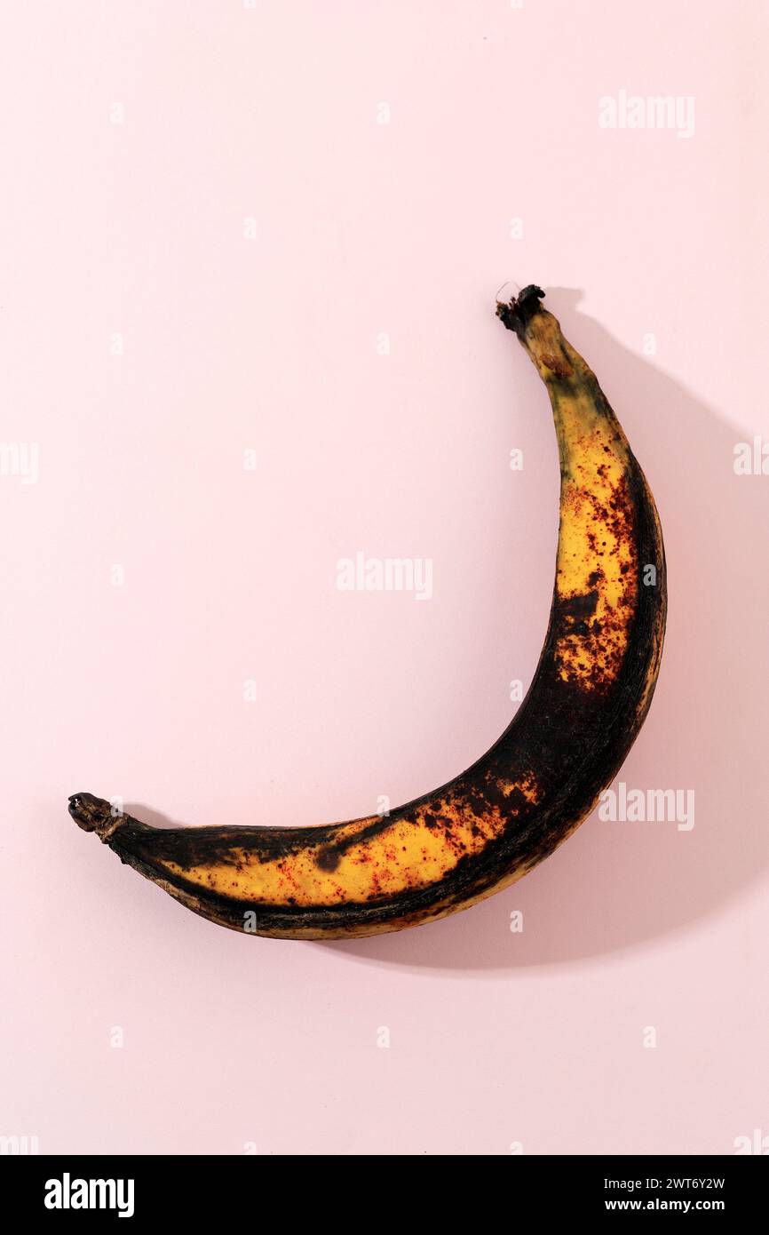 Rotten banana hi-res stock photography and images - Alamy