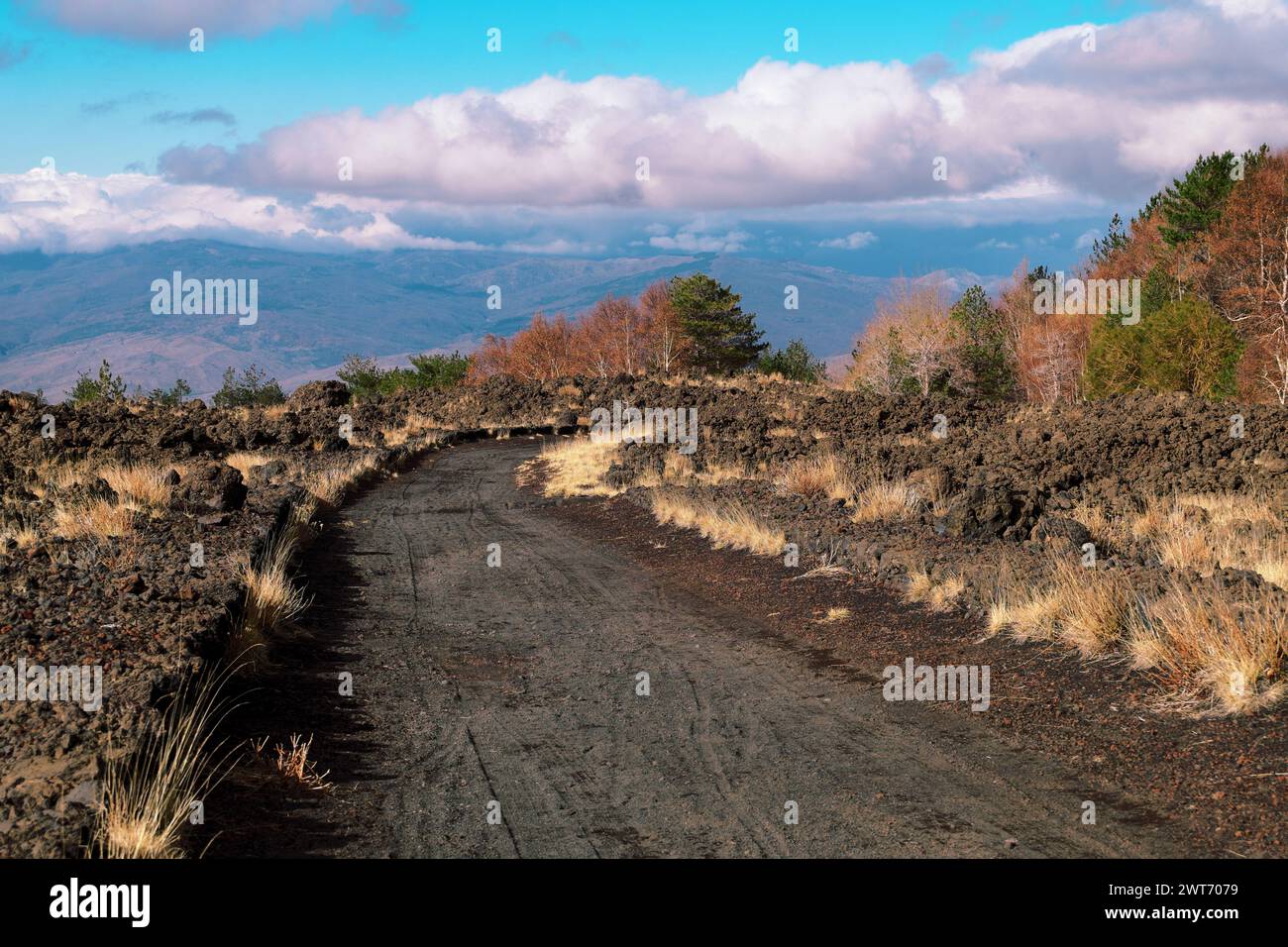 Pista altomontana hi-res stock photography and images - Alamy