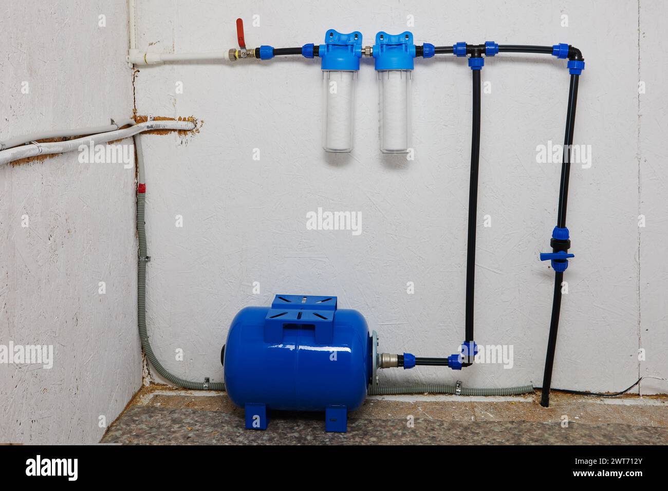 Residential water cleaning system using string wound polypropylene ...