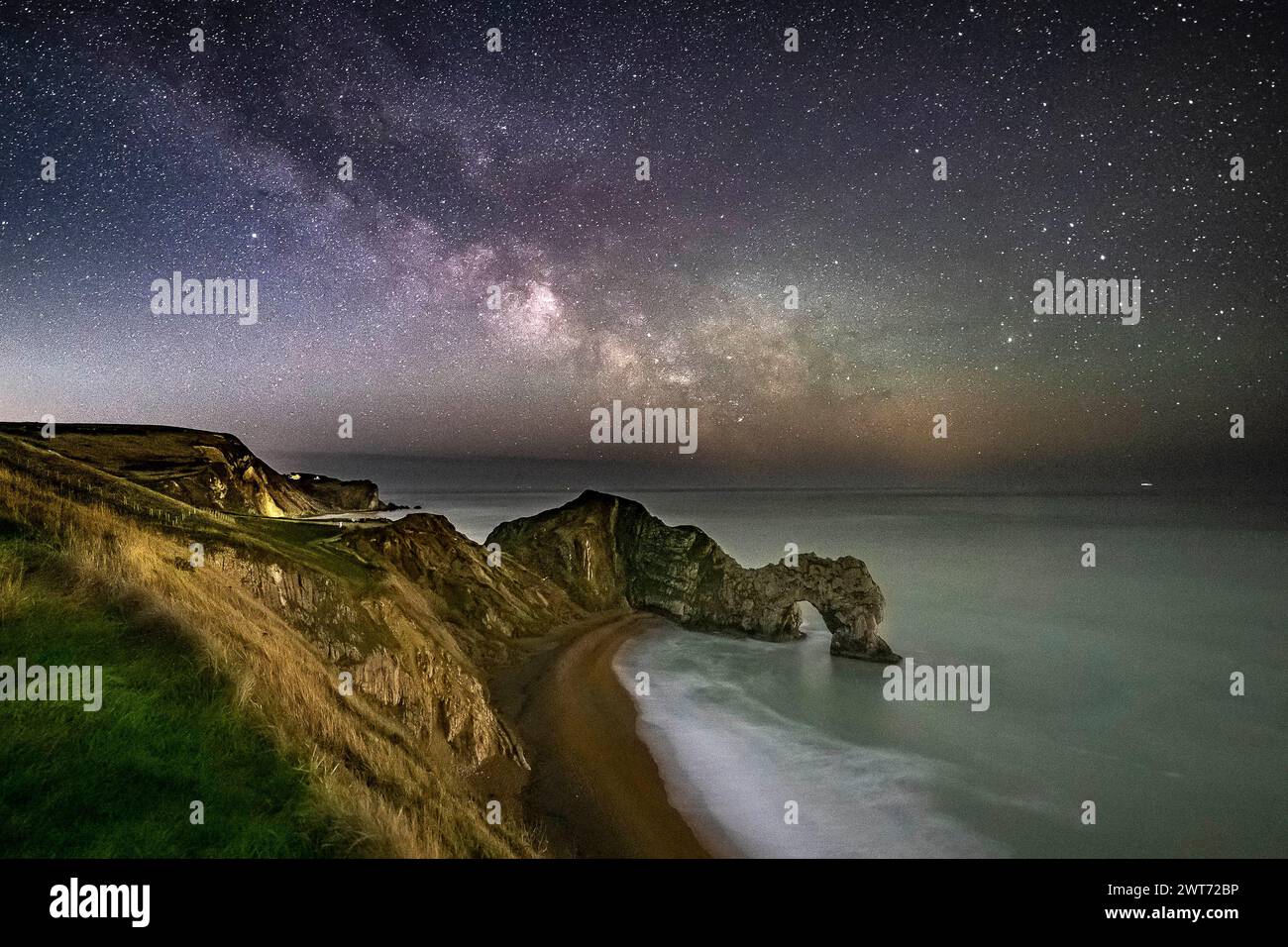 Durdle Door, Lulworth, Dorset, UK. 16th March 2024. UK Weather. The ...