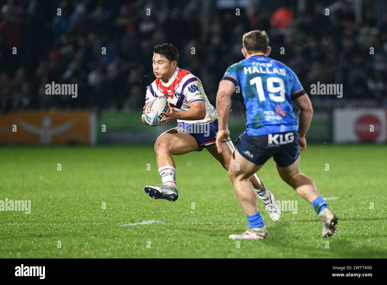 Wakefield, England - 15th March 2024 Wakefield Trinity's Mason Lino ...