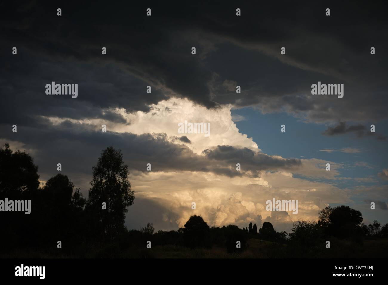 Scary storm clouds hi-res stock photography and images - Alamy