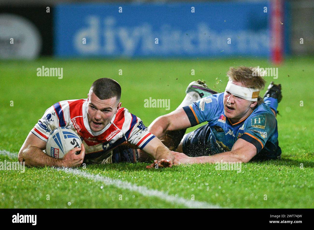 Wakefield, England - 15th March 2024 Wakefield Trinity's Max Jowitt ...