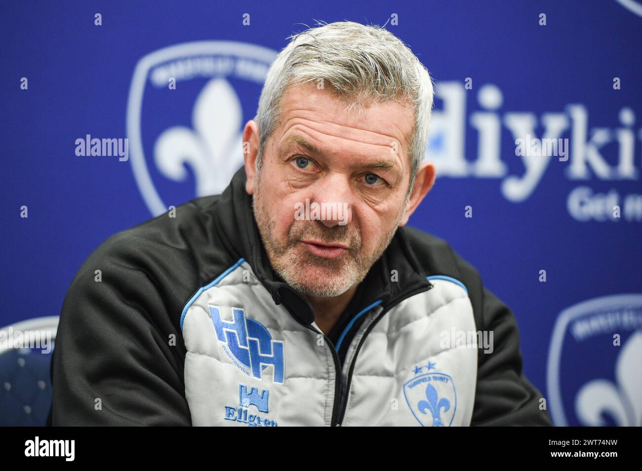 Wakefield, England - 15th March 2024 Darryl Powell Head Coach of ...