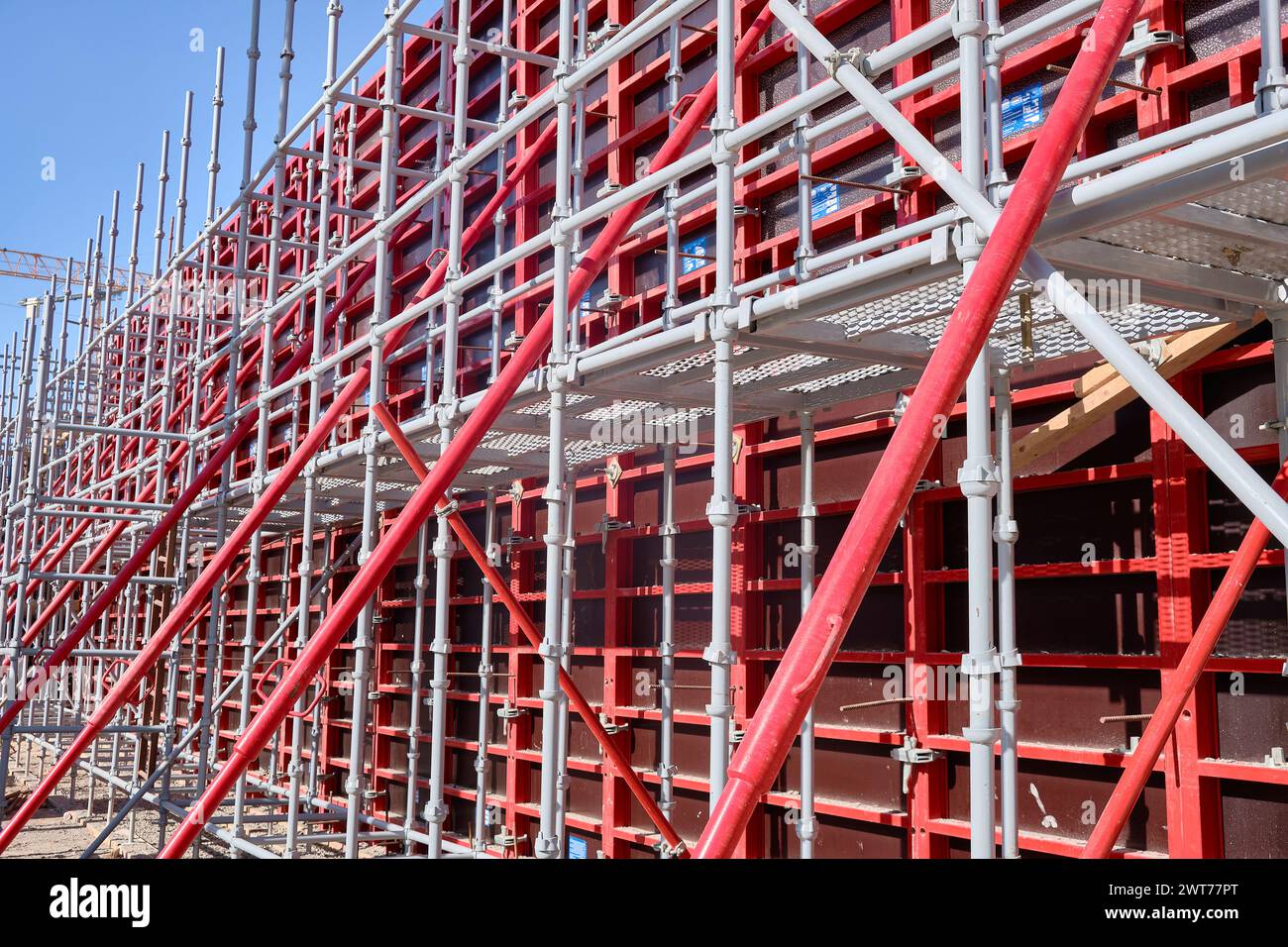 Formwork of reinforced concrete walls Stock Photo - Alamy
