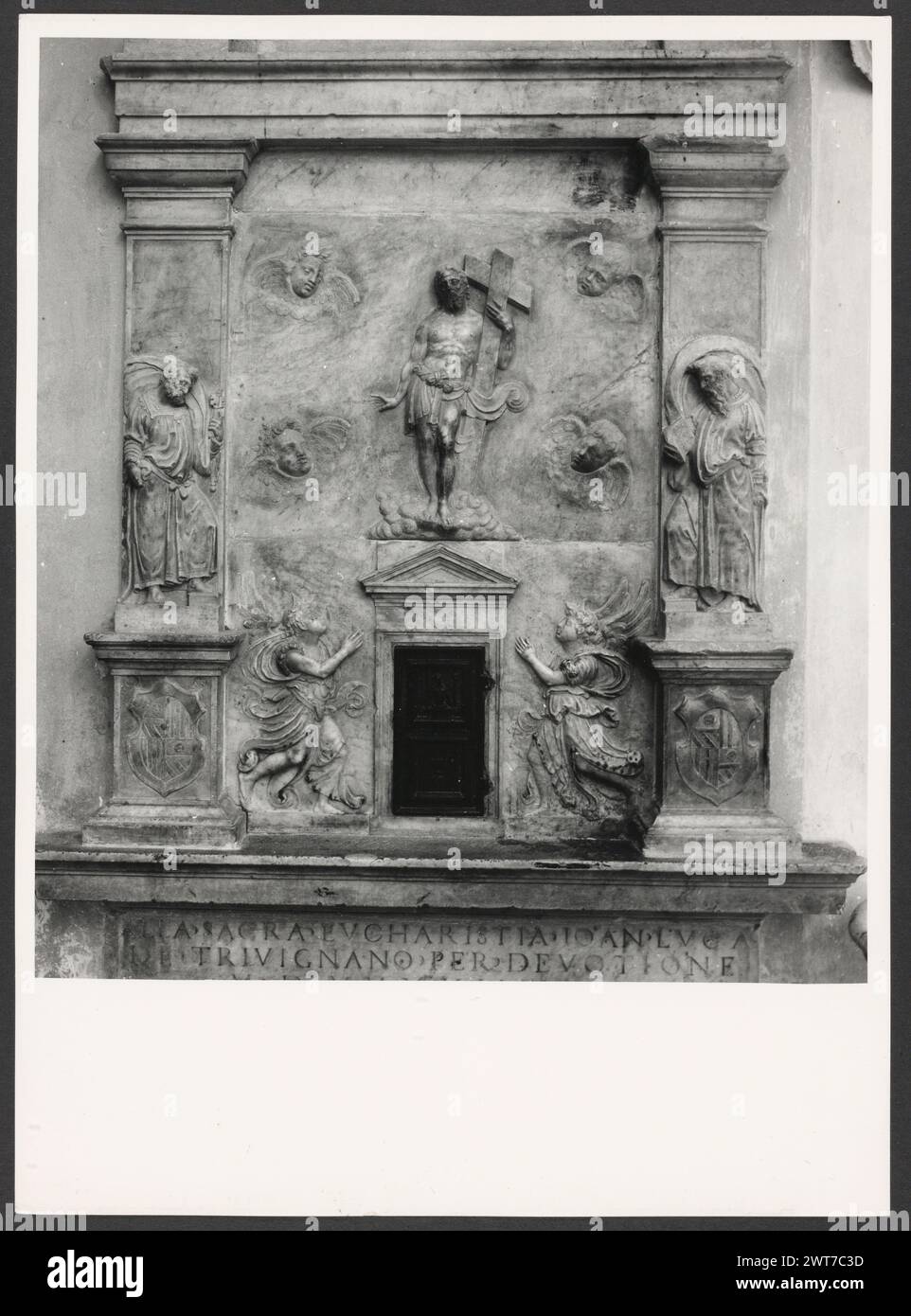 Holy water stoop hi-res stock photography and images - Alamy