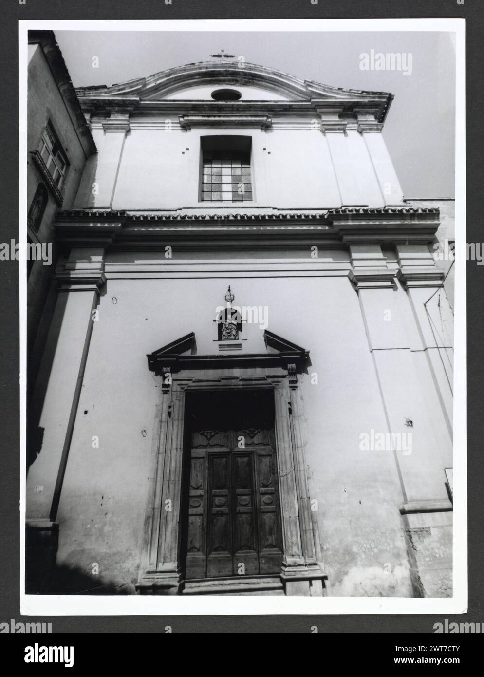 Abruzzo Pescara Penne S. Domenico. Hutzel, Max 1960-1990 Post-medieval: Architecture ...