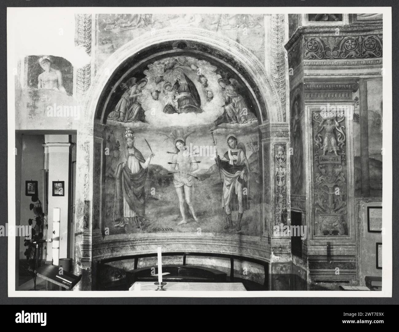 Statues of st anthony abbot hi-res stock photography and images - Alamy